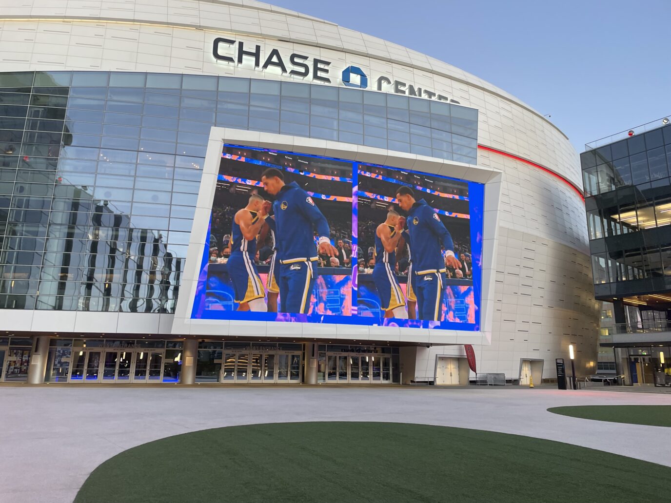 Exclusive Look: Chase Center Arena is a Beacon of the Bay | SF Station